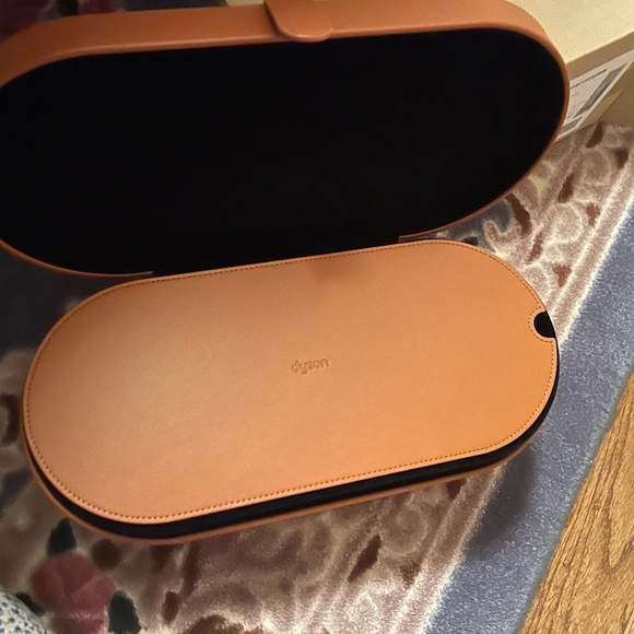 Dyson | Hair | Dyson Airwrap Complete Hair Style Special Edition ...